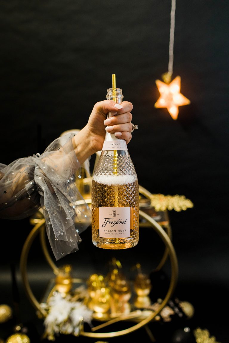New Year’s Eve Star Party Ideas! - Harmony Lynn