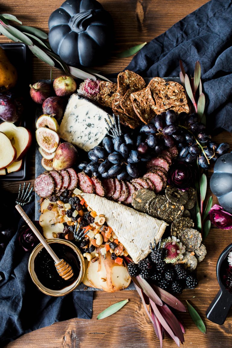 Elegant Halloween Dinner Party Styling - Harmony Lynn
